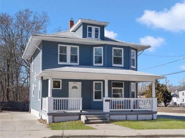 4 bedroom, Cranston RI 02920 LS102061056