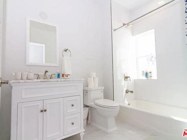 4 bedroom, Culver City CA 90232 88620315