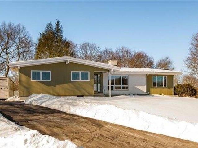 4 bedroom, Cumberland RI 02864 101999060