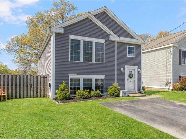 4 bedroom, Cumberland RI 02864 102257703