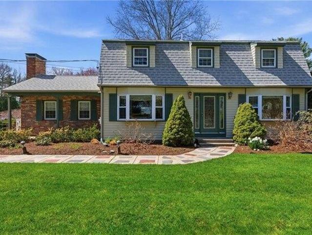 4 bedroom, Cumberland RI 02864 102284311