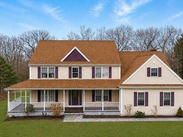 4 bedroom, Cumberland RI 02864 103887100