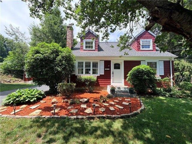 4 bedroom, Cumberland RI 02864 104114499