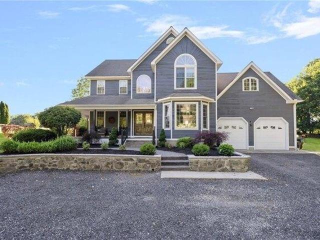 4 bedroom, Cumberland RI 02864 105093293