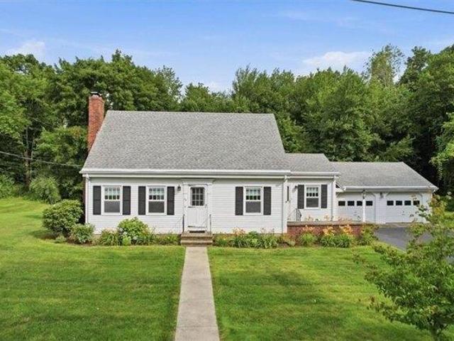 4 bedroom, Cumberland RI 02864 105115180
