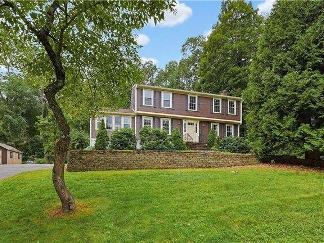 4 bedroom, Cumberland RI 02864 105123662