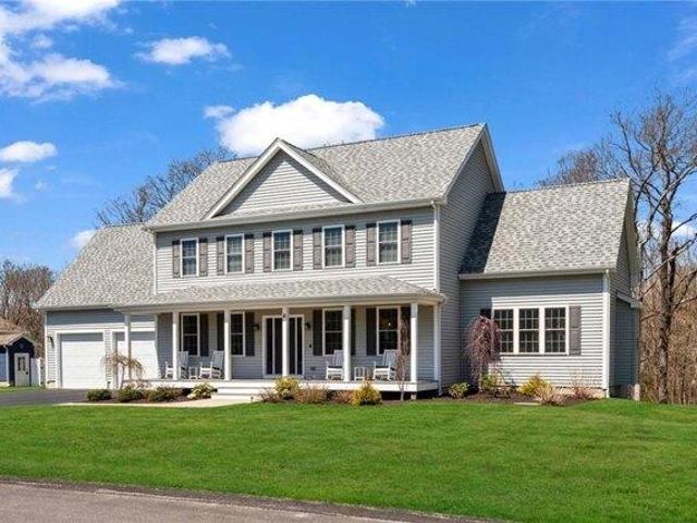 4 bedroom, Cumberland RI 02864 LS102313669