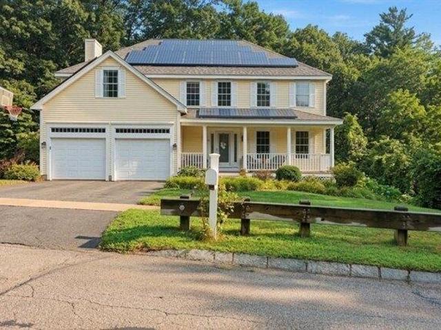 4 bedroom, Amesbury MA 01913 105093348