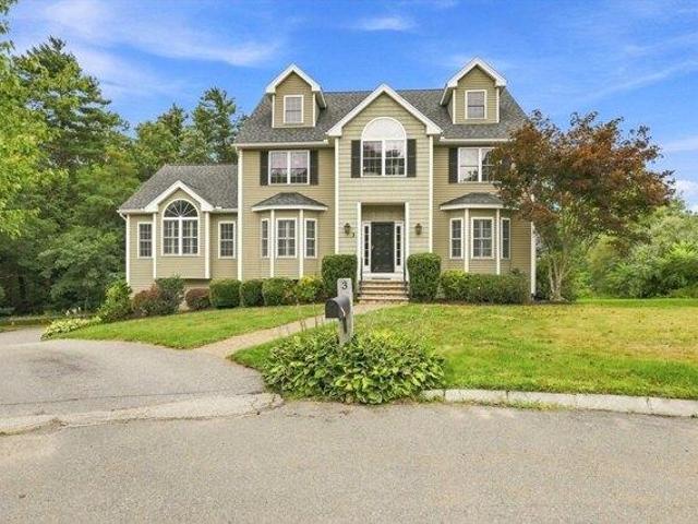 4 bedroom, Amesbury MA 01913 105156399