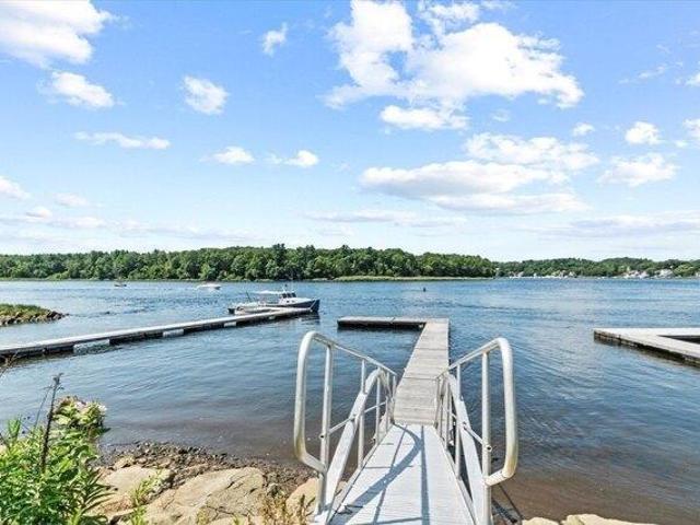 4 bedroom, Amesbury MA 01913 102258955