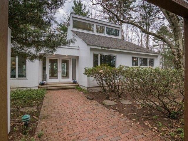 4 bedroom, Amherst MA 01002 LS102727904