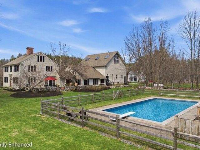 4 bedroom, Amherst NH 03031 104568249