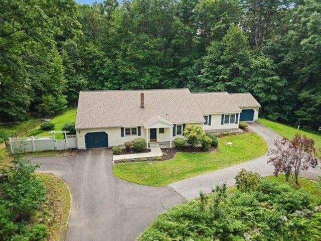 4 bedroom, Amherst NH 03031 105193076