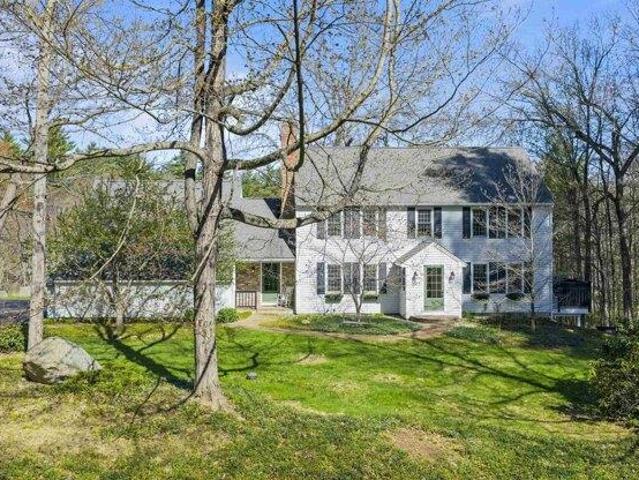 4 bedroom, Amherst NH 03031 LS102315236