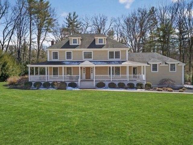 4 bedroom, Andover MA 01810 102559514
