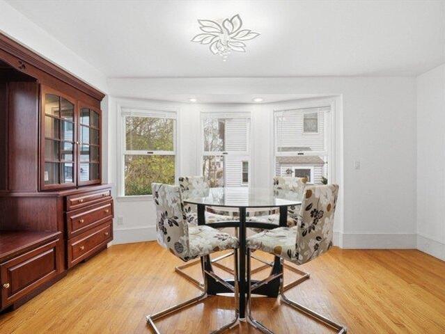 4 bedroom, Andover MA 01810 102064363