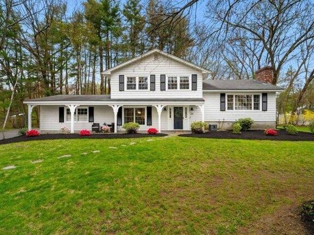 4 bedroom, Andover MA 01810 102120369