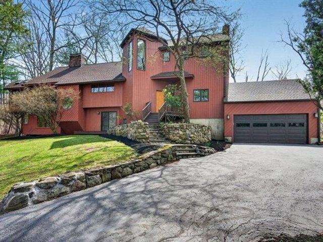 4 bedroom, Andover MA 01810 102155604