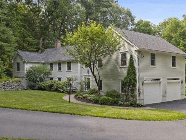 4 bedroom, Andover MA 01810 104567721