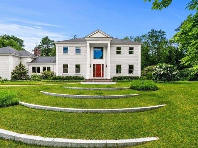 4 bedroom, Andover MA 01810 104608467