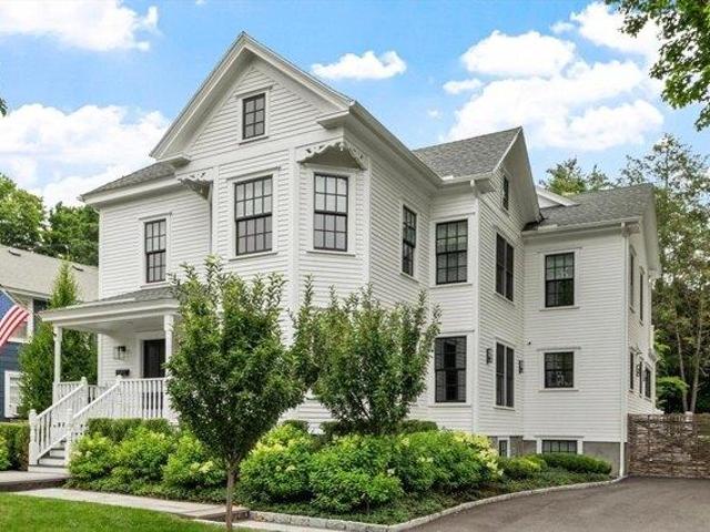4 bedroom, Andover MA 01810 104812286