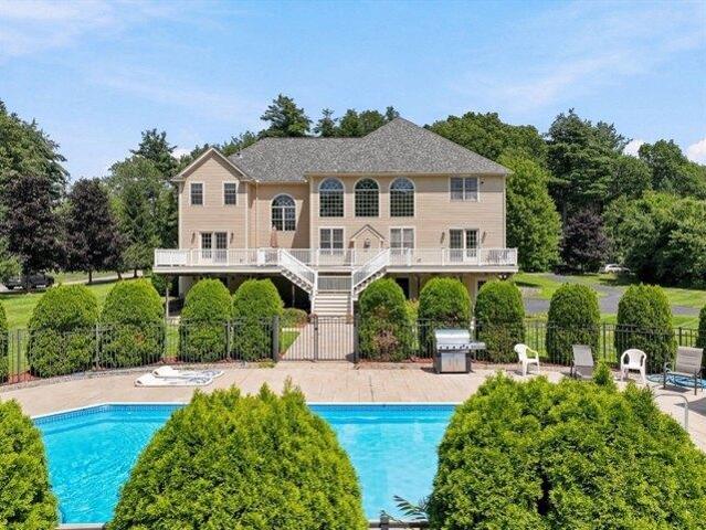 4 bedroom, Andover MA 01810 104852608