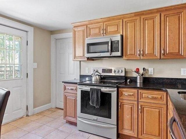 4 bedroom, Andover MA 01810 105095860