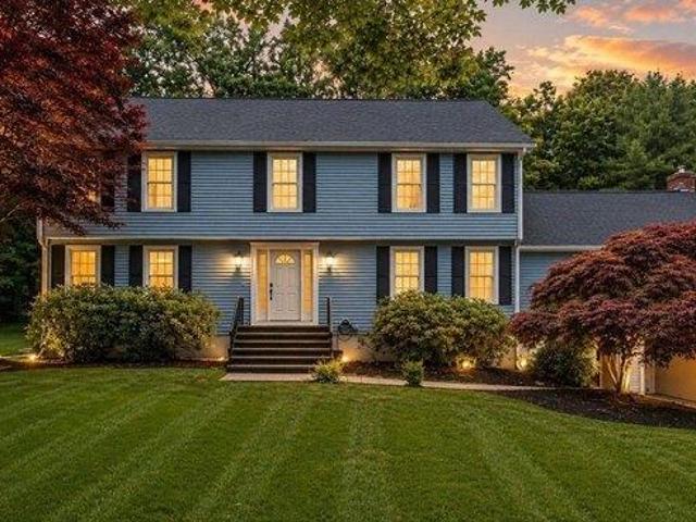 4 bedroom, Andover MA 01810 105106441