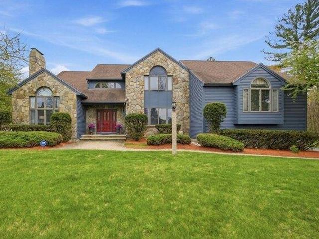 4 bedroom, Andover MA 01810 LS103019513