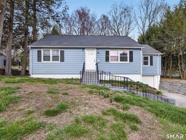 4 bedroom, Ansonia CT 06401 103185397