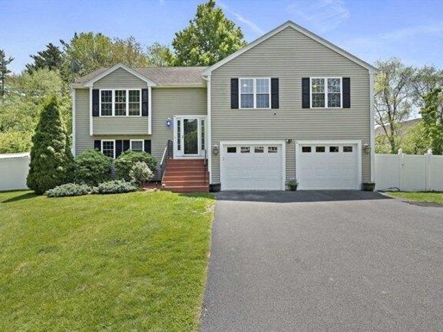 4 bedroom, Abington MA 02351 103495444