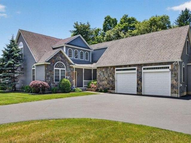 4 bedroom, Acton MA 01720 104810755