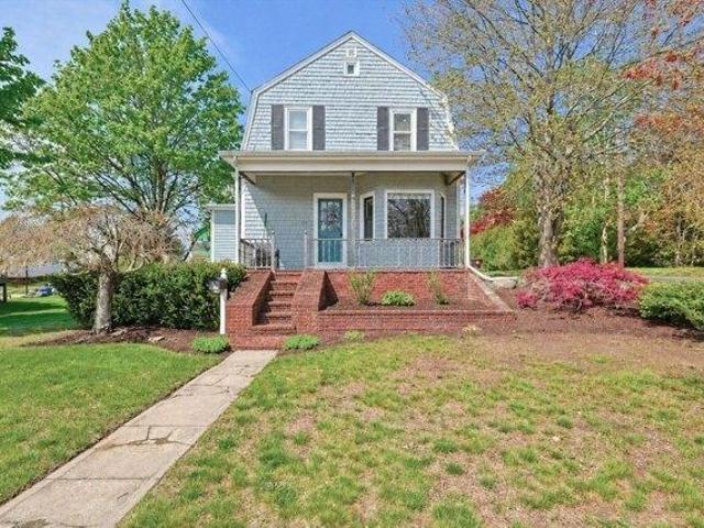 4 bedroom, Acushnet MA 02743 102372878