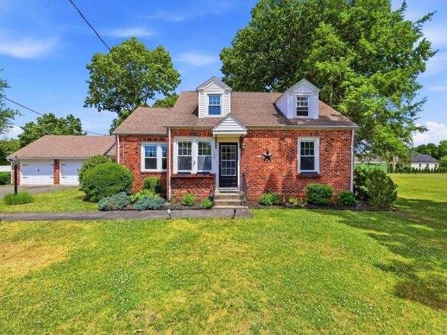 4 bedroom, Agawam MA 01030 103436599