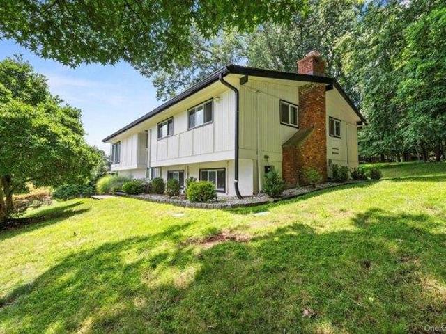 4 bedroom, Airmont NY 10901 105191031