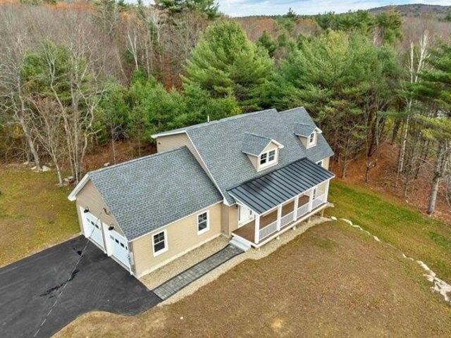 4 bedroom, Alton NH 03810 102217565