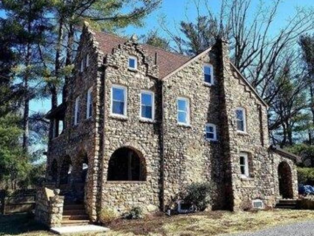 4 bedroom, Altoona PA 16602 91637192