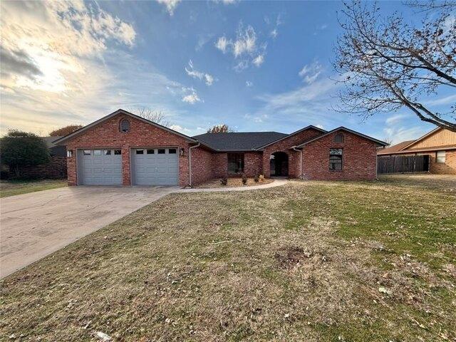 4 bedroom, Altus OK 73521 LS89552444