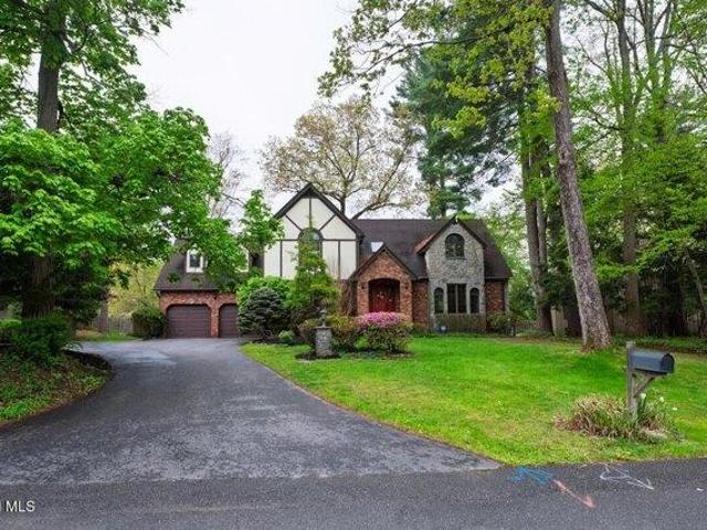 4 bedroom, Albany NY 12203 103621377