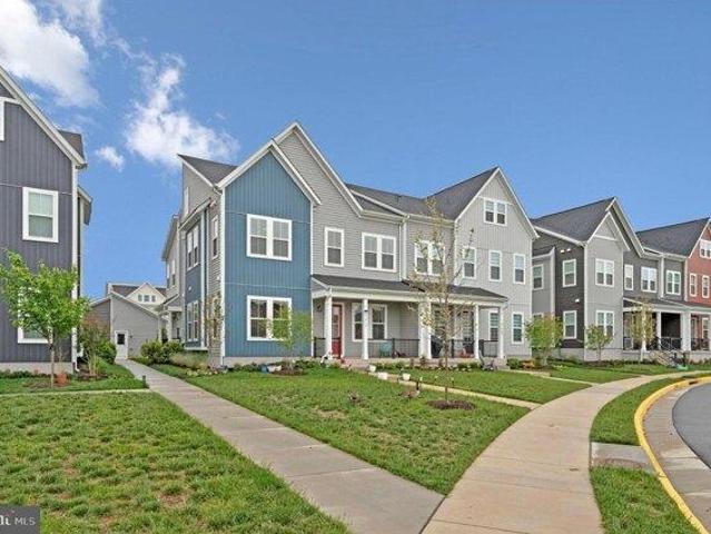 4 bedroom, Aldie VA 20105 104899380