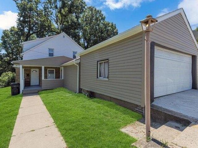 4 bedroom, Aliquippa PA 15001 104905437