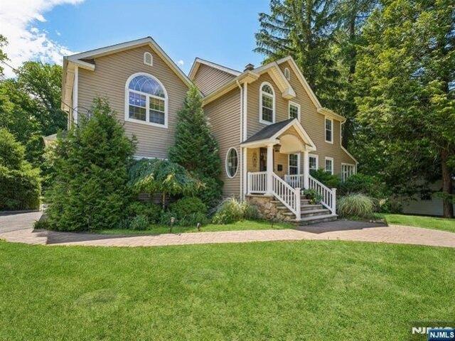 4 bedroom, Allendale NJ 07401 104188518