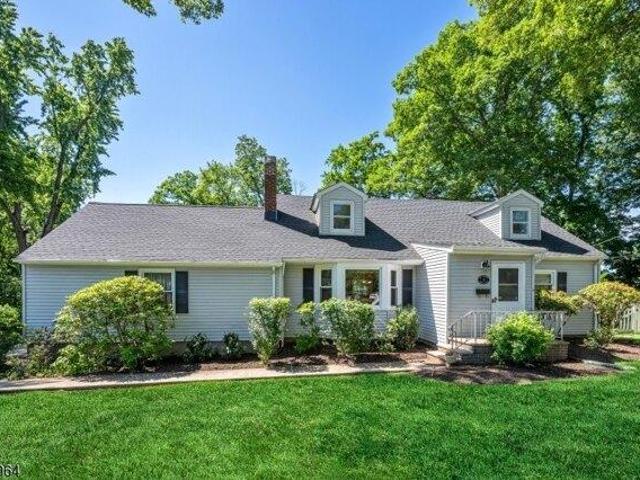 4 bedroom, Allendale NJ 07401 104921131