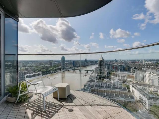 4 Bedroom Apartment Chelsea London 102596589