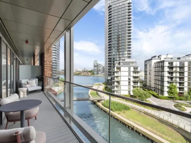 4 Bedroom Apartment Chelsea London 102596593