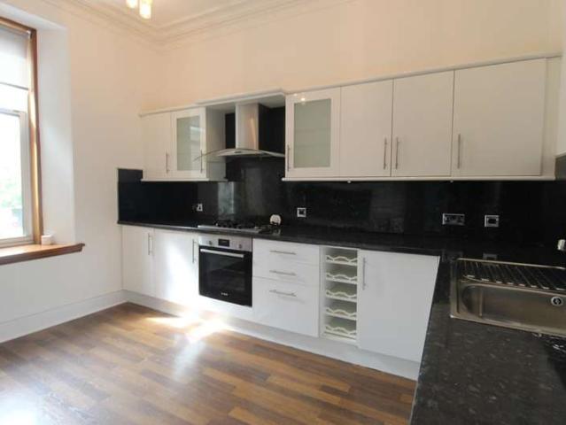 4 Bedroom Apartment Flat