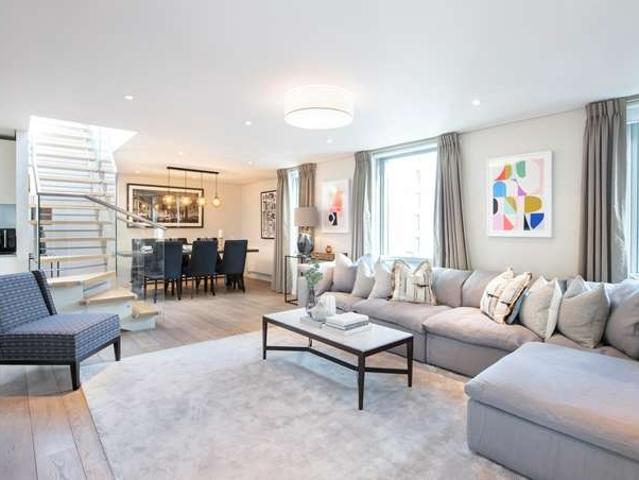 4 Bedroom Apartment Flat