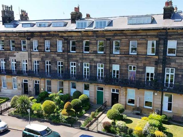 4 Bedroom Apartment Flat