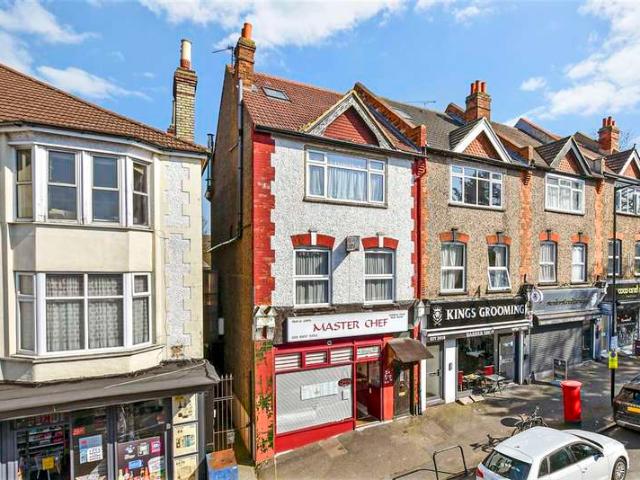 4 Bedroom Apartment Flat