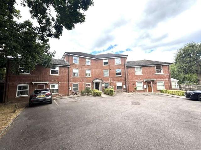 2 Bedroom Apartment Flat